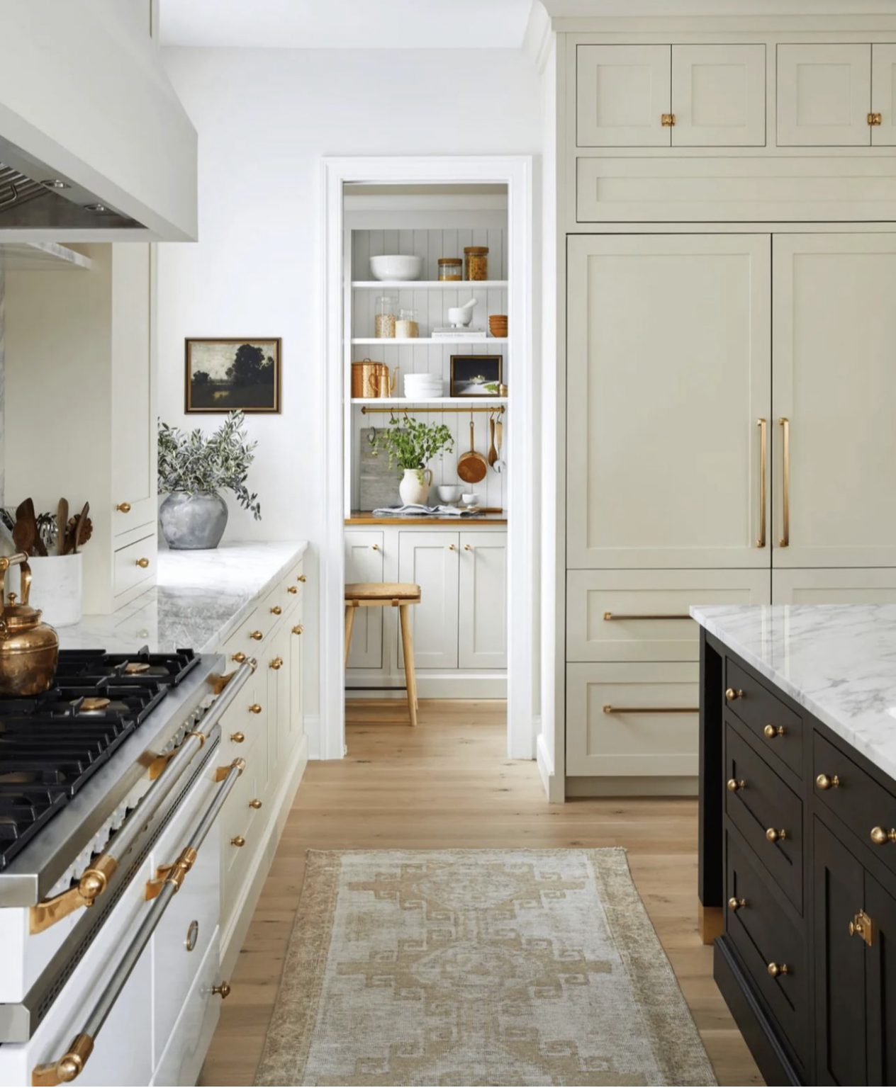 5 Top Kitchen Cabinet Trends In 2023 - Chrissy Marie Blog